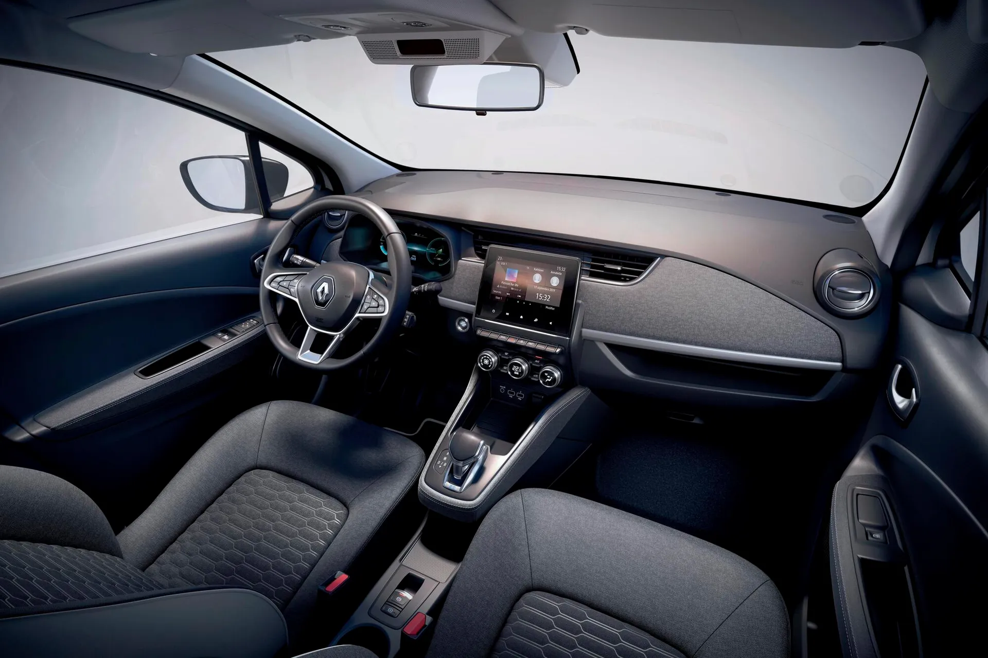 Renault ZOE: the French city car that has revolutionized the electric ...