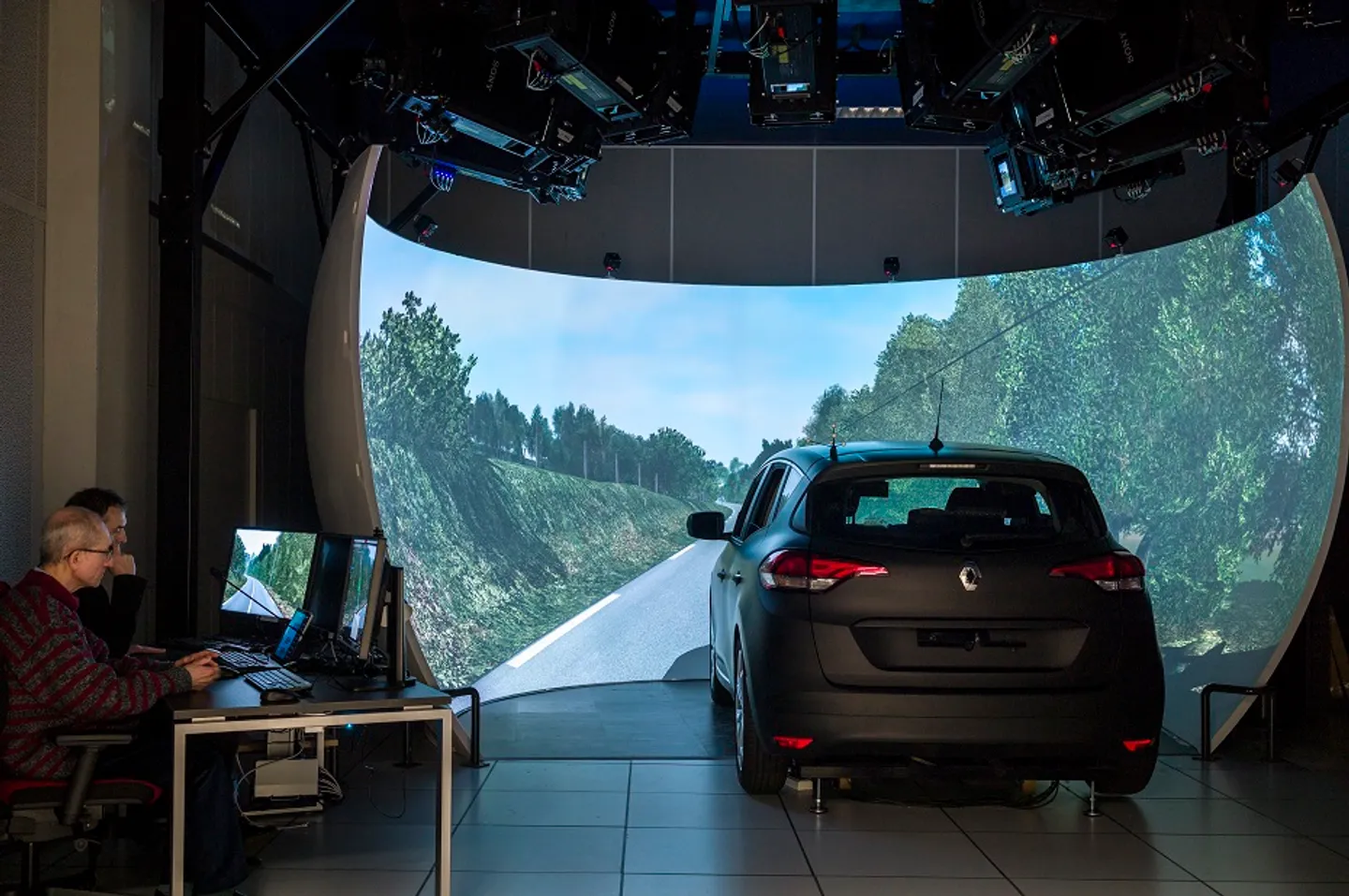 Technocentre, leading automotive R&D center in Europe - Renault Group