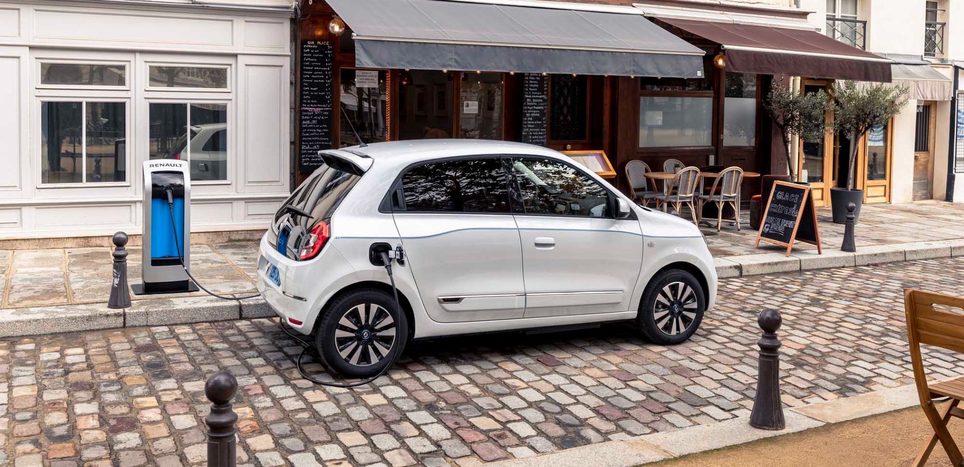 The different types of electric car connectors