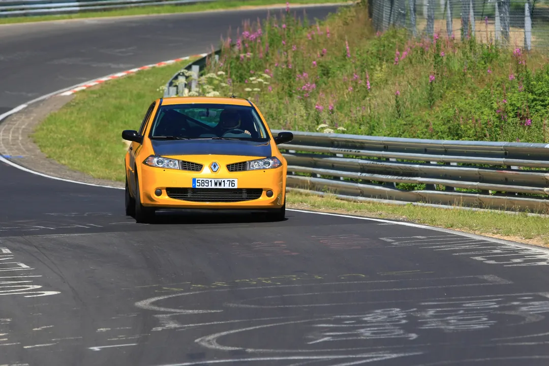 Retour sur les modèles emblématiques de Renault Sport