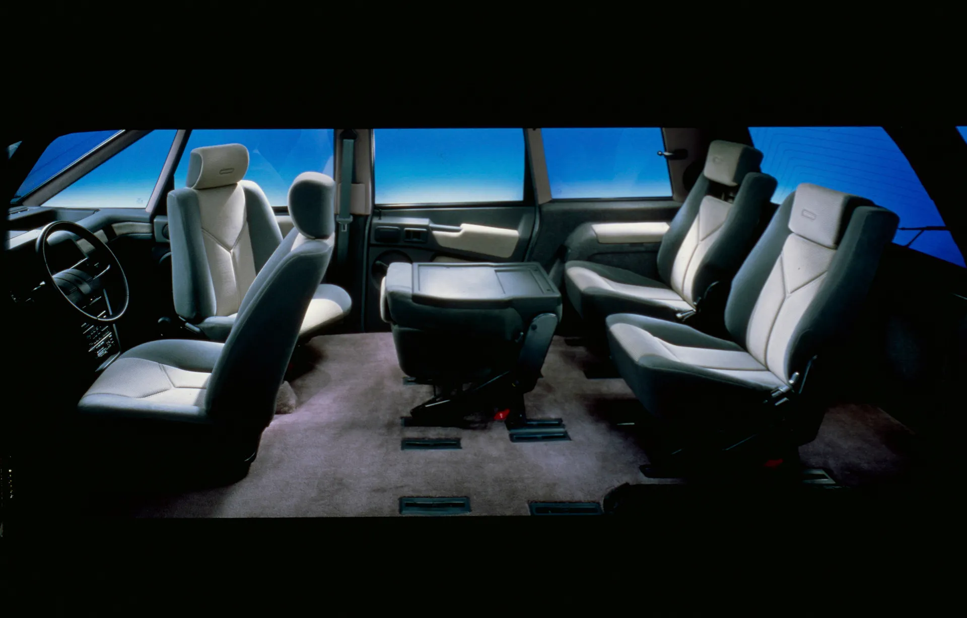 The Espace, the name of Renault's 7-seater family car for 40 years