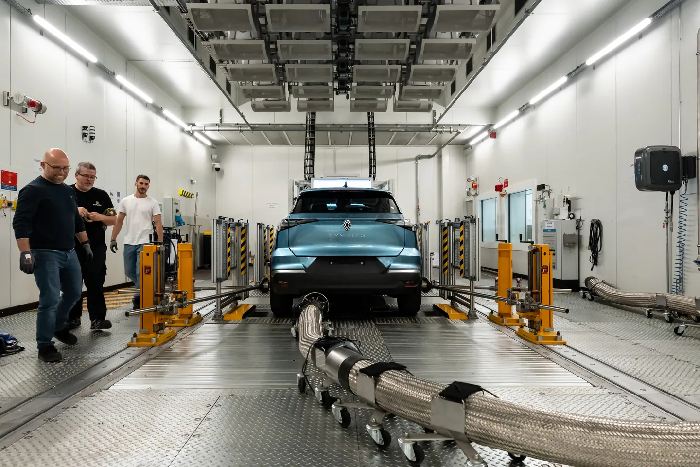 Centre Technique d’Aubevoye : la fiabilité Renault Group à l’épreuve du ...