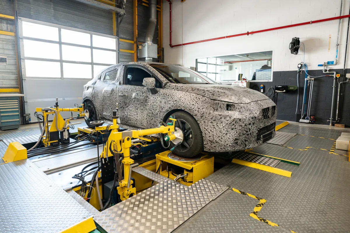 Centre Technique d’Aubevoye : la fiabilité Renault Group à l’épreuve du ...