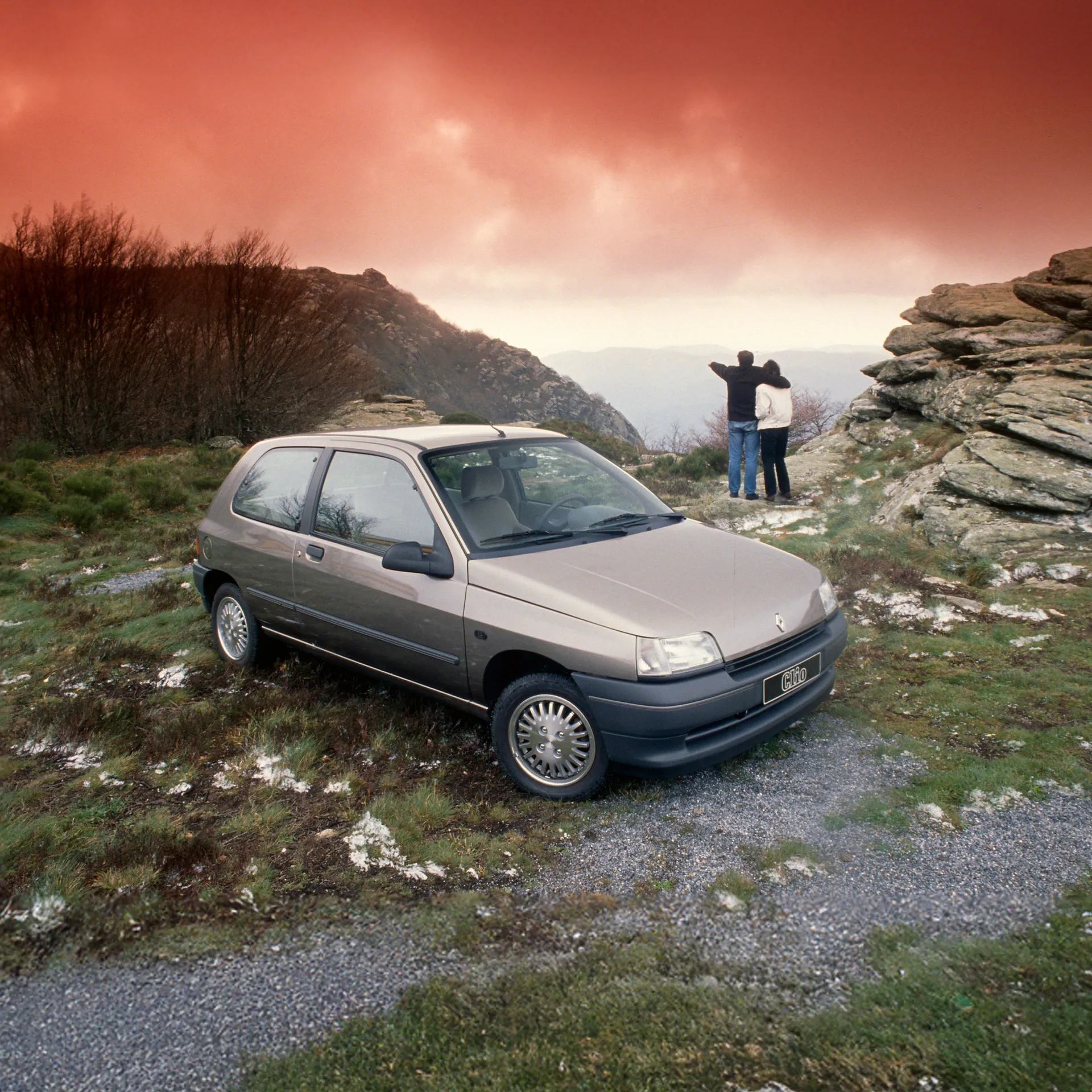 Clio 2025: 35 years of success and a sixth generation - Renault Group