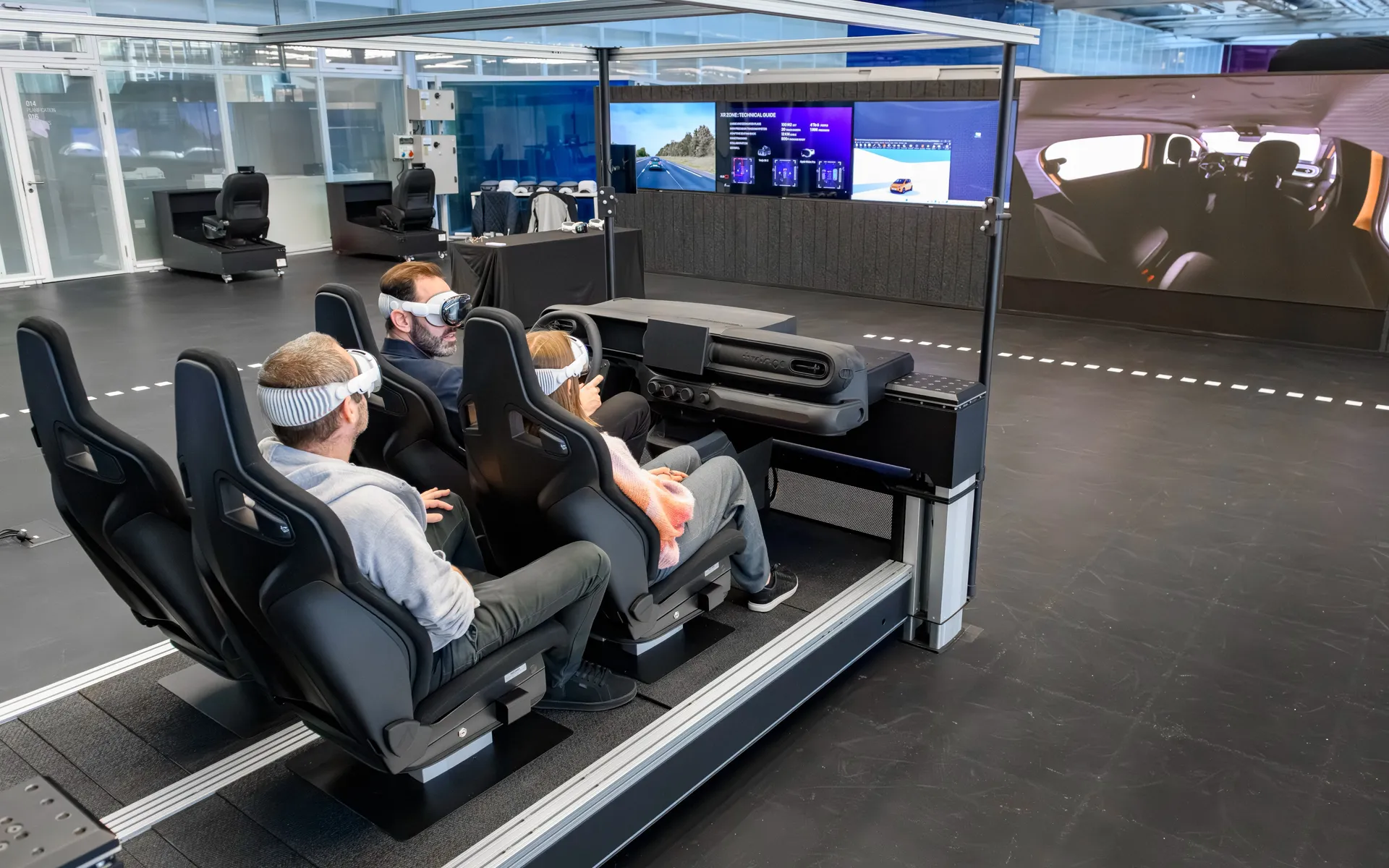 Augmented reality: Renault Group Design stays ahead of the curve ...