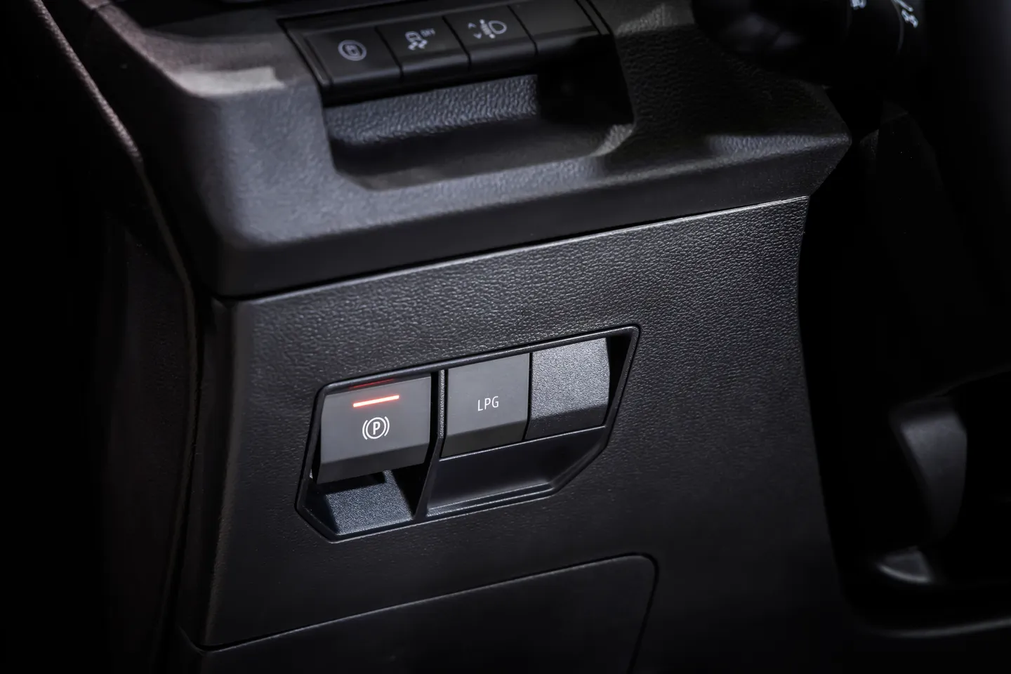 Hybrid engine: LPG and 4x4 in a world first for Dacia - Renault Group