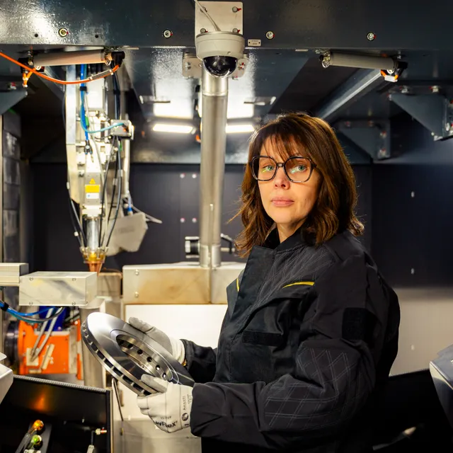 Developing employees’ skills - Renault Group